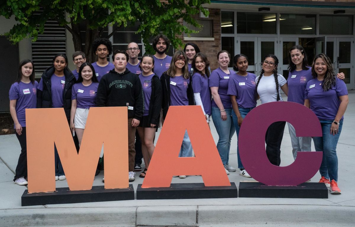 MAC FUN: Fantastic Friday night party in the Quad | News Details