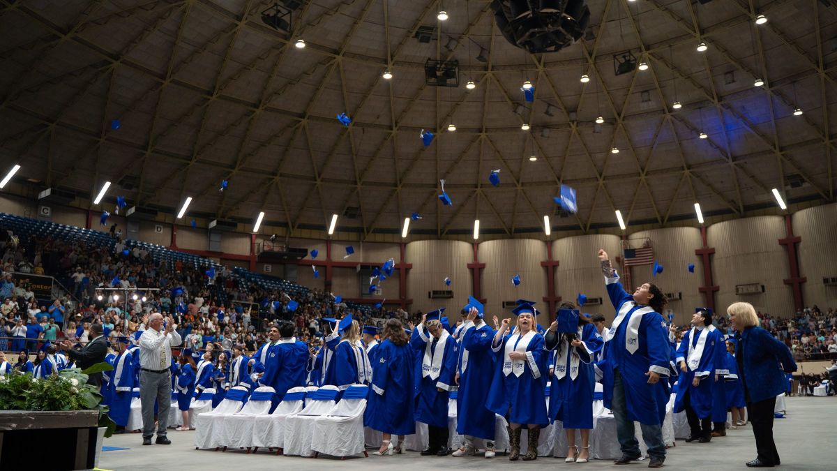 Lake View High School Celebrates Class of 2024 During Graduation | News ...