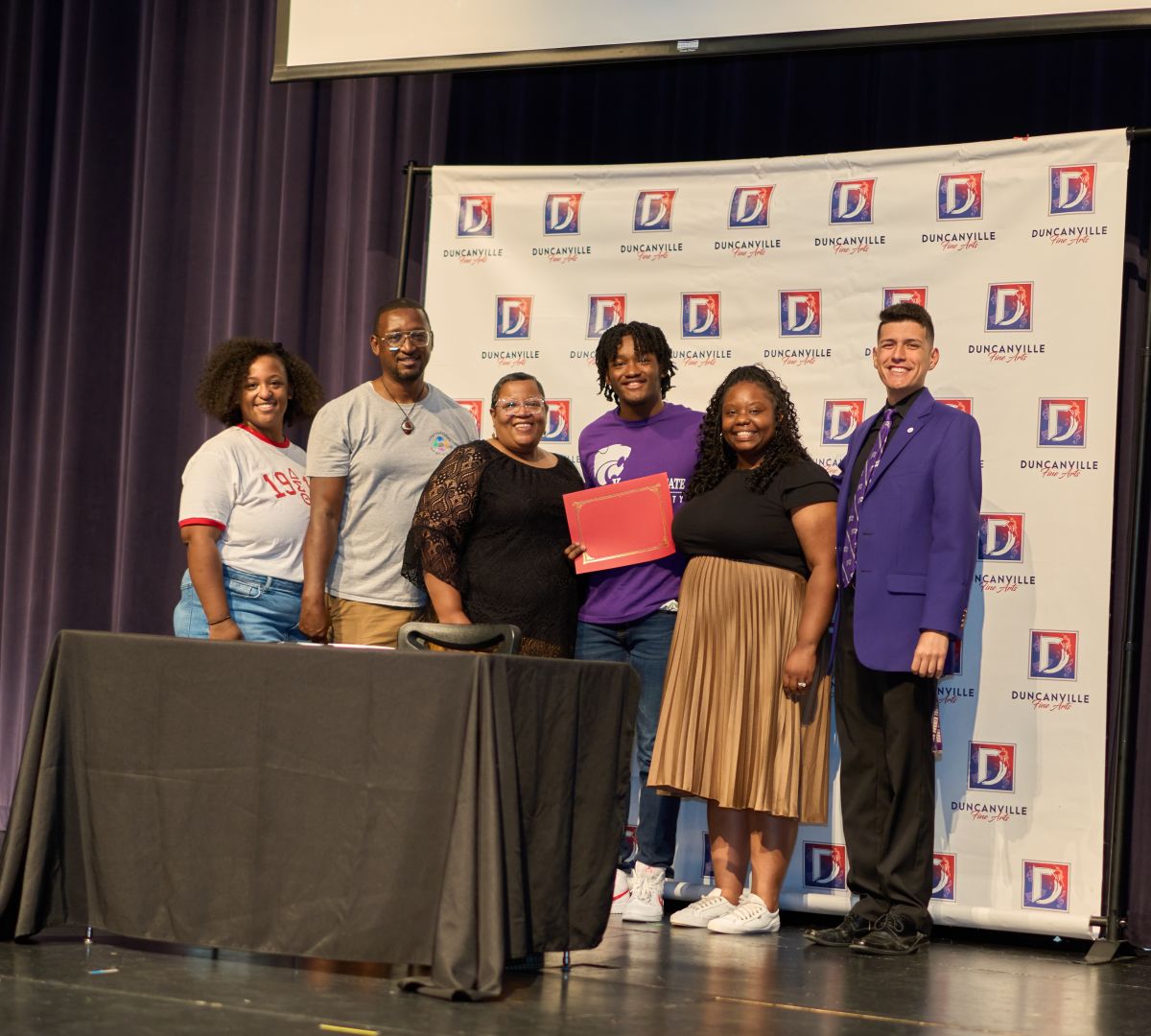 DHS Fine Arts Signing Day: 13 Students sign intentions to major in Fine ...
