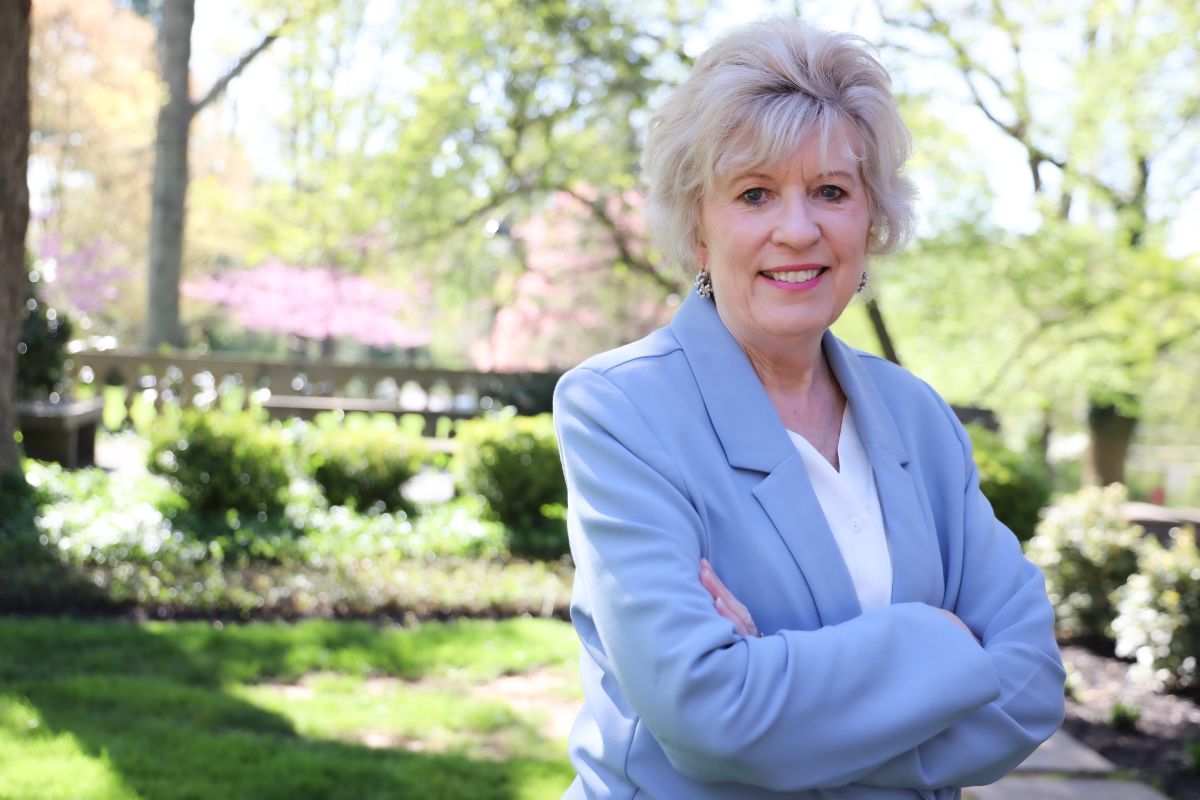 Retirement: Donna O’Sullivan | Post Page - The Hun School of Princeton