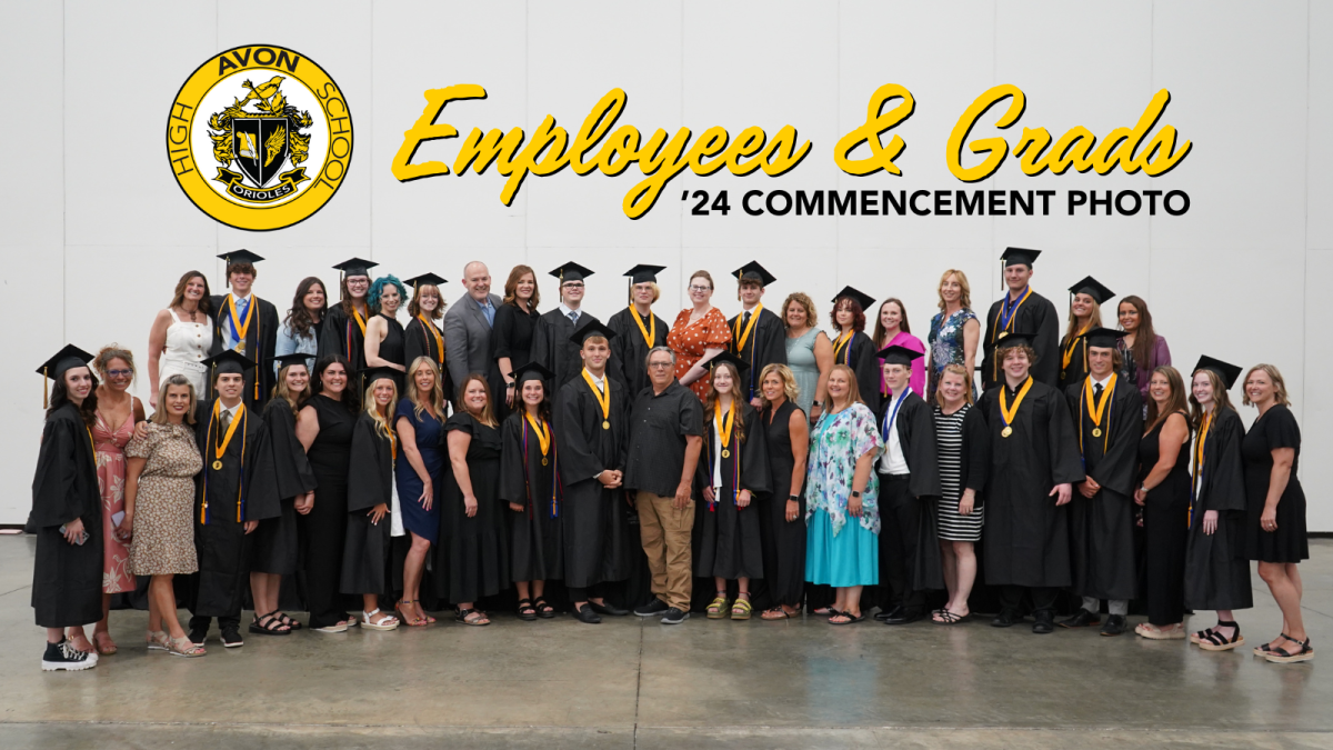 ACSC Employees & Grads Pose for Commencement Photo | Experience Avon