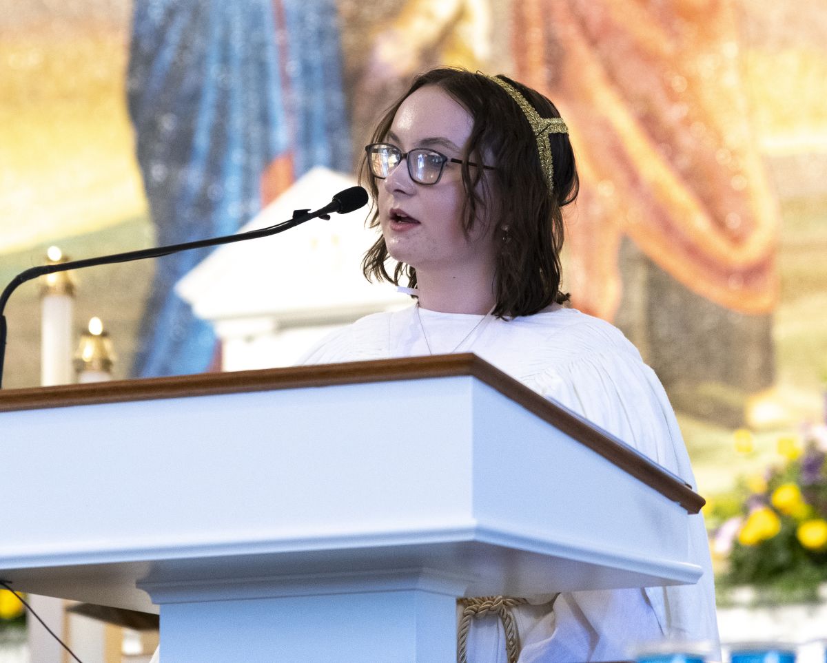 Caitlin Biddle Represents the Class of 2024 as Valedictorian | Mount ...