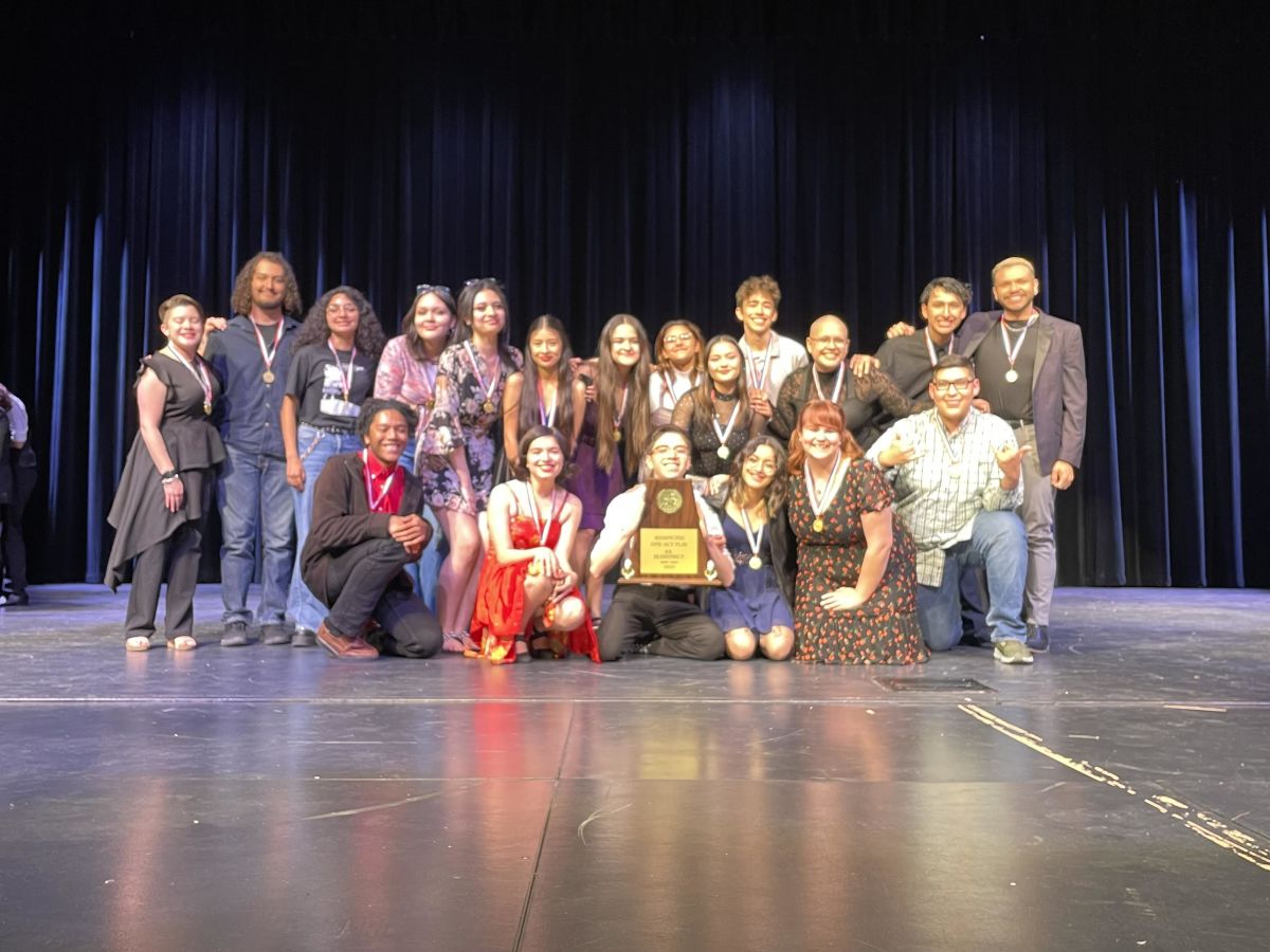 Canutillo High School stage players win UIL bi-district one-act play ...