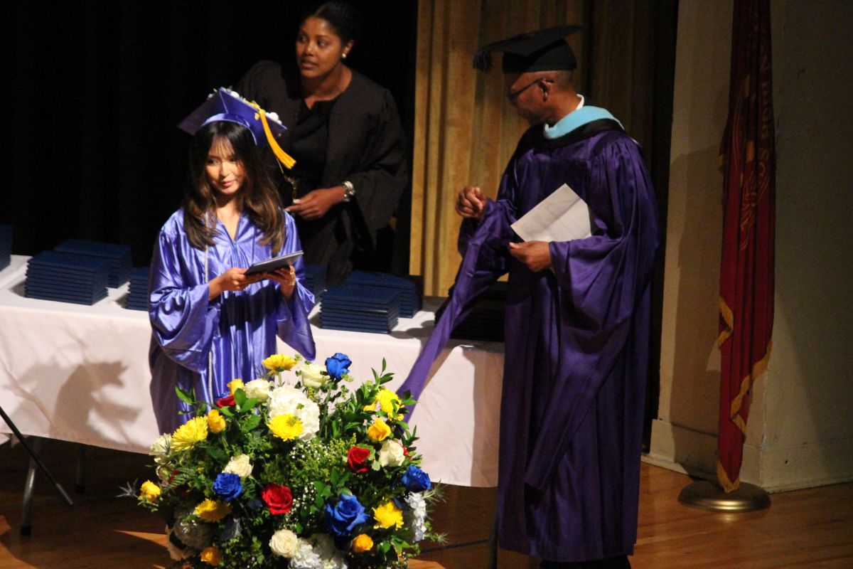Class of 2024 at Mount Vernon STEAM Academy graduates 153 students ...