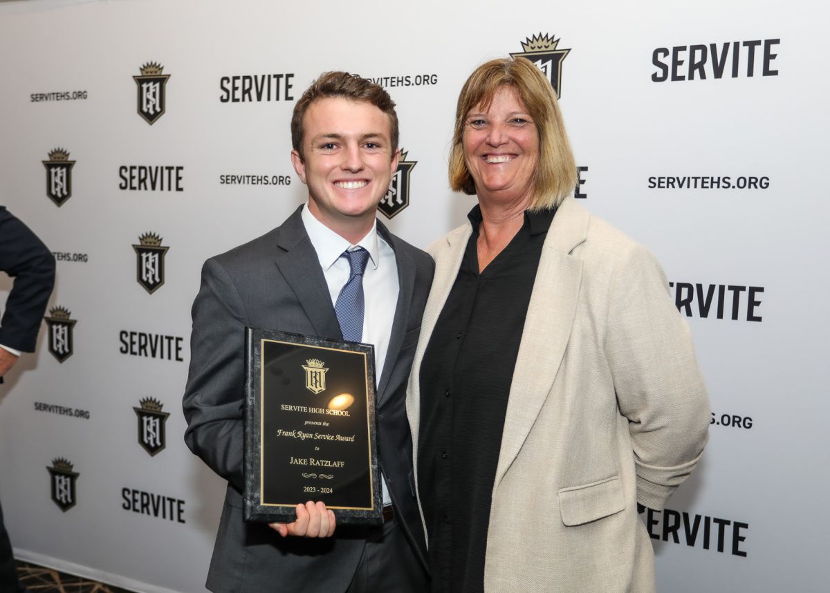Jake Ratzlaff '24 Recognized with the Frank Ryan Service Award | News ...