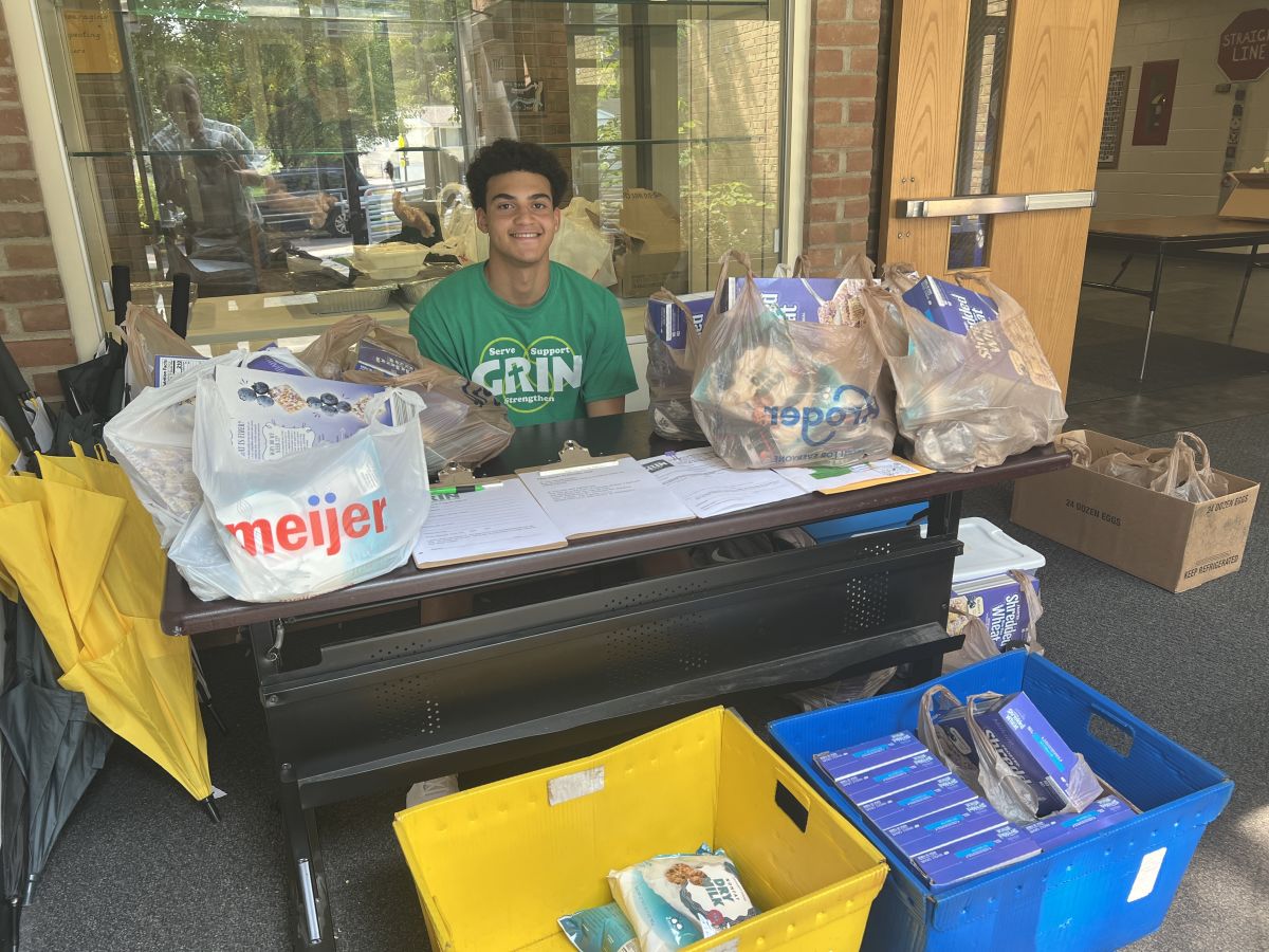 GLHS Grad Champions GRIN Volunteer Efforts | Details