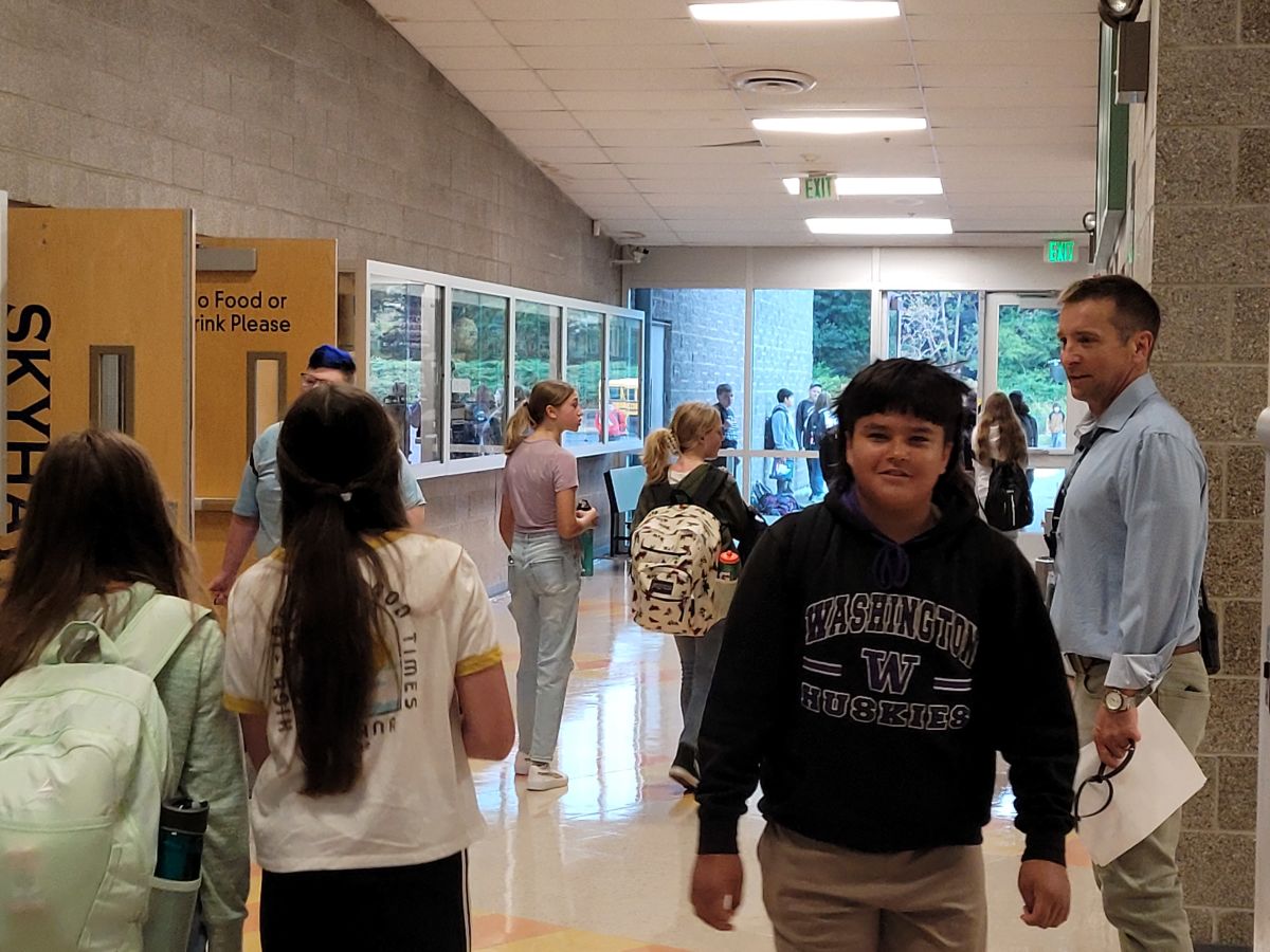 Student Locker Move-In | Post Detail