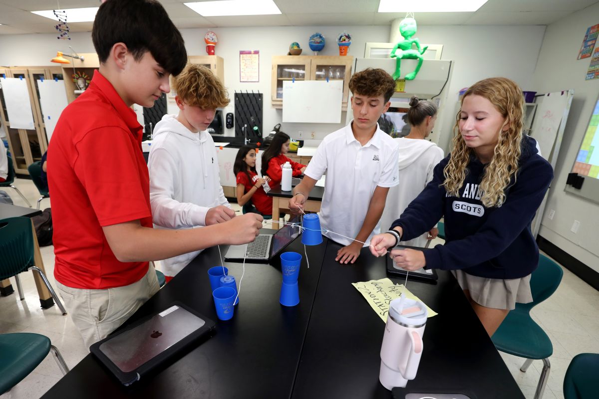 Grade 8 Students Work on Team-Building Skills | Scots in Action story