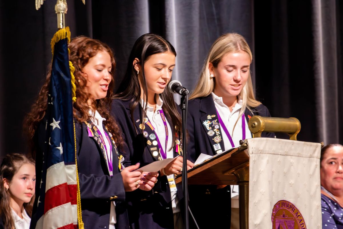 Congratulations to Student Leadership Council on Their Induction ...