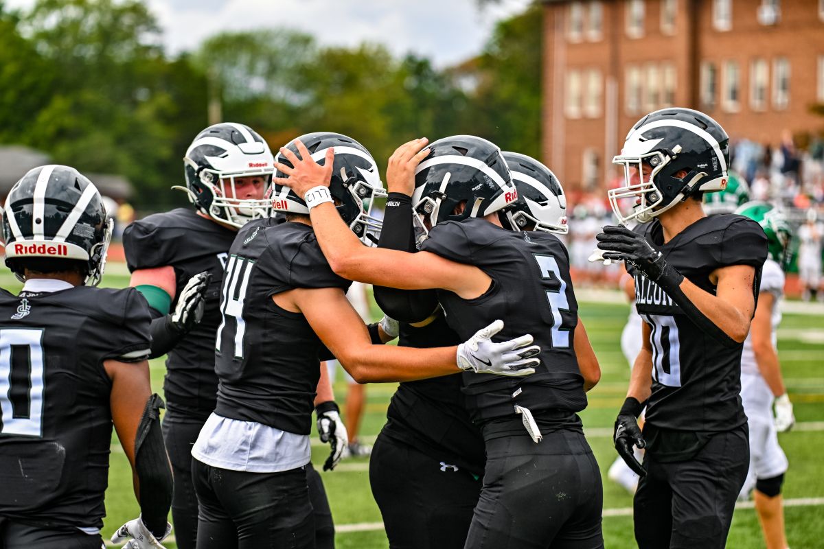 Saint Joseph Football (2-0) Runs Past Union, 32-8 | Announcements