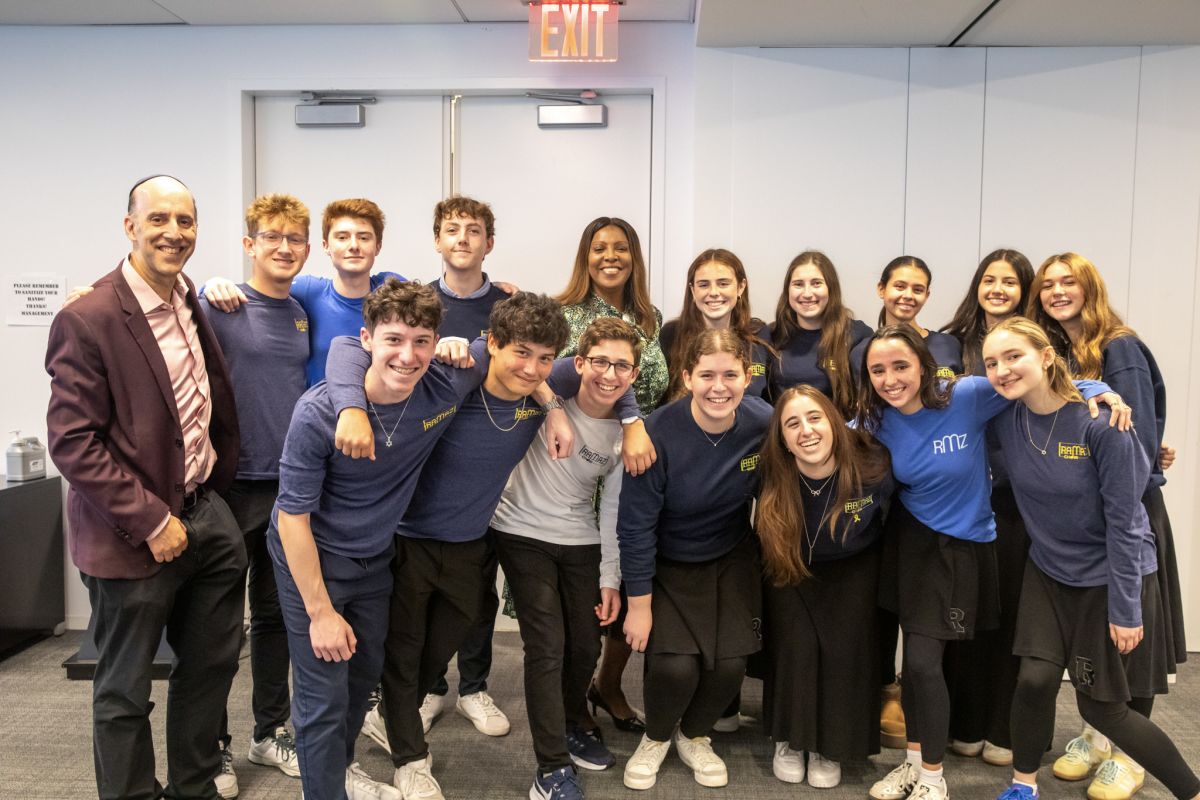 Chamber Choir Performs for NY Attorney General Letitia James | Ramaz ...