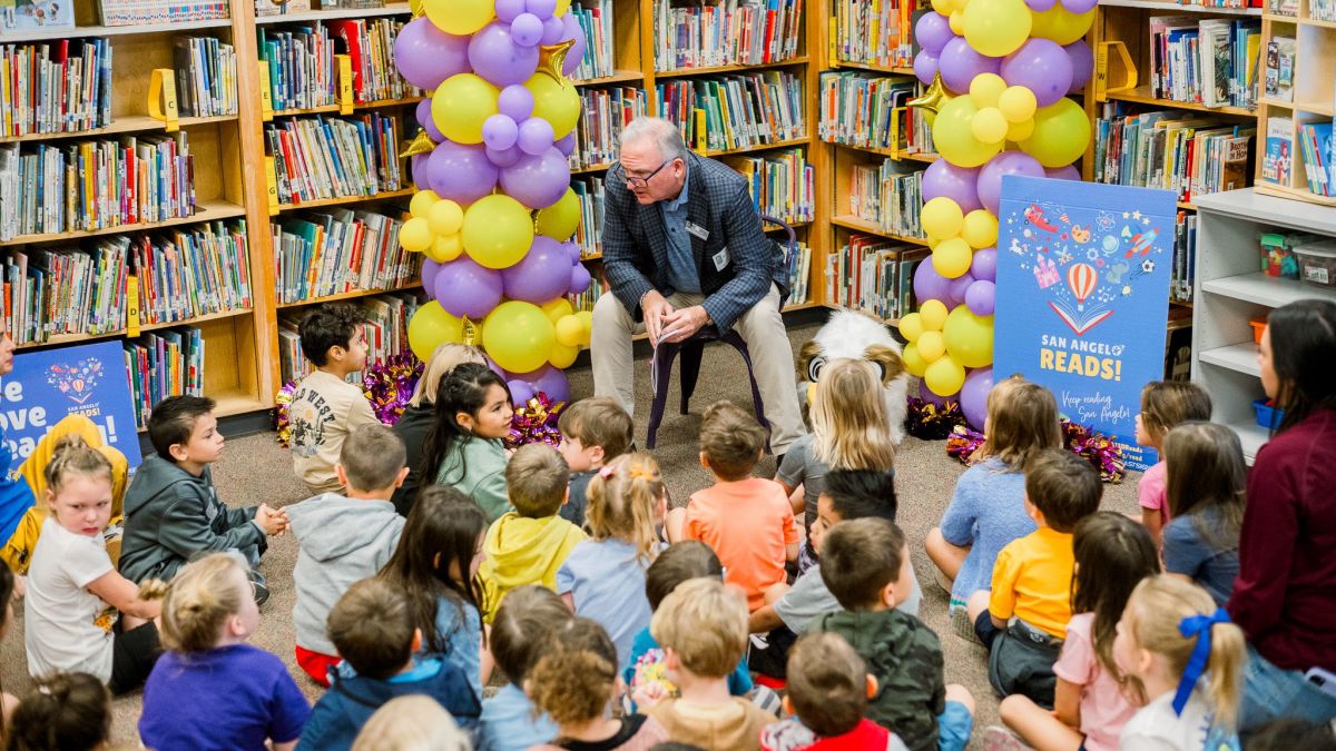 San Angelo READS! Joins City National Bank for Kindergarten Book ...