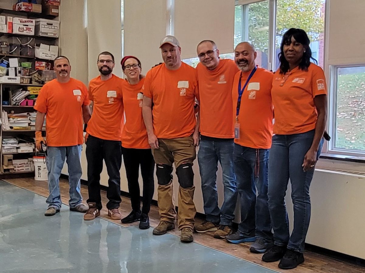 Home Depot donates new flooring to Little Britain classroom | News Story