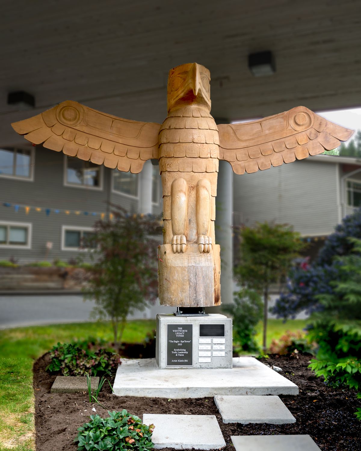 The Wentworth Welcome Pole | Post