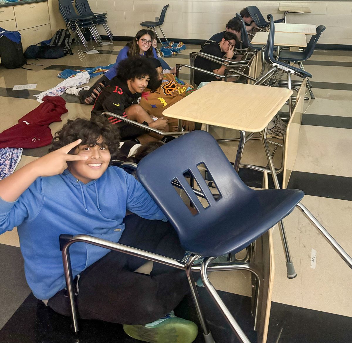 SGAHS Students Experience WWI Trench Warfare in History Class ...