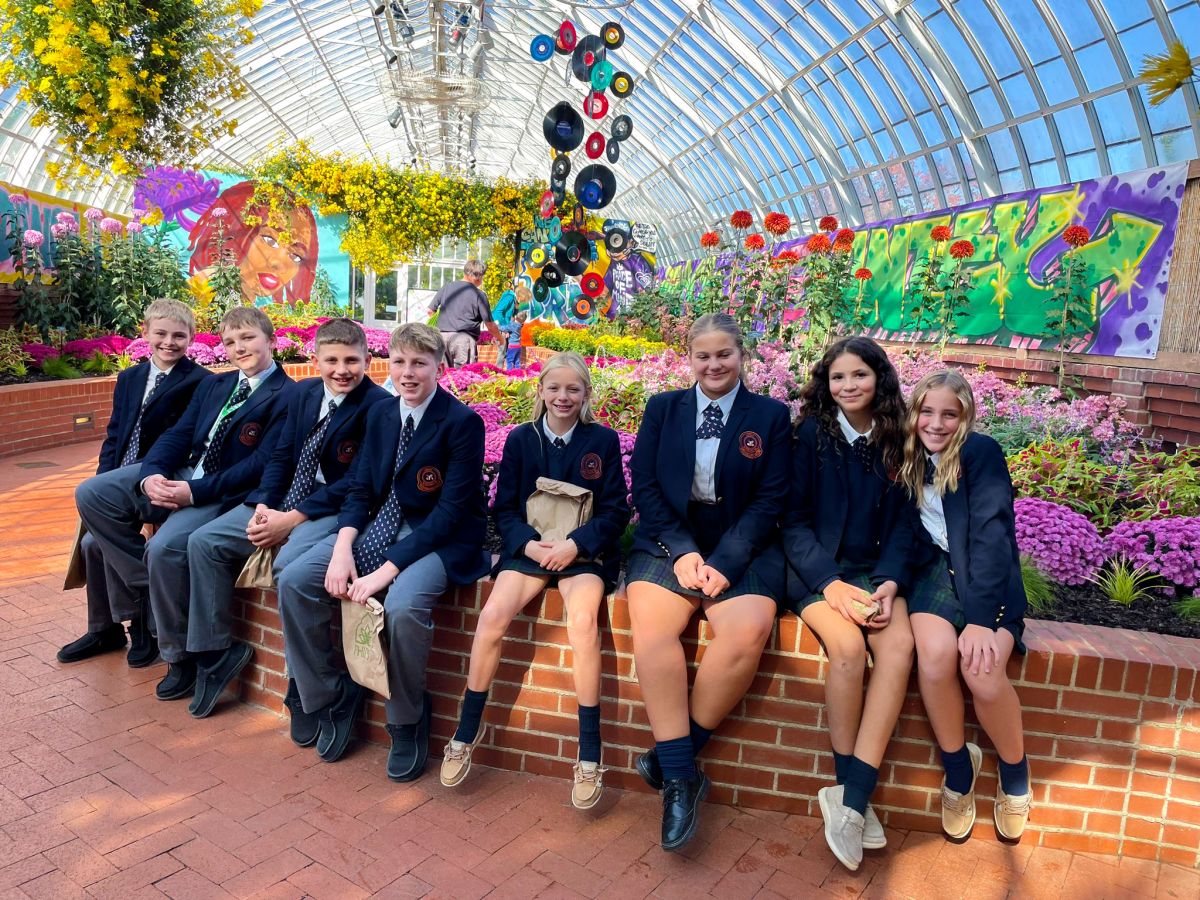 Students Learn at Phipps | Details