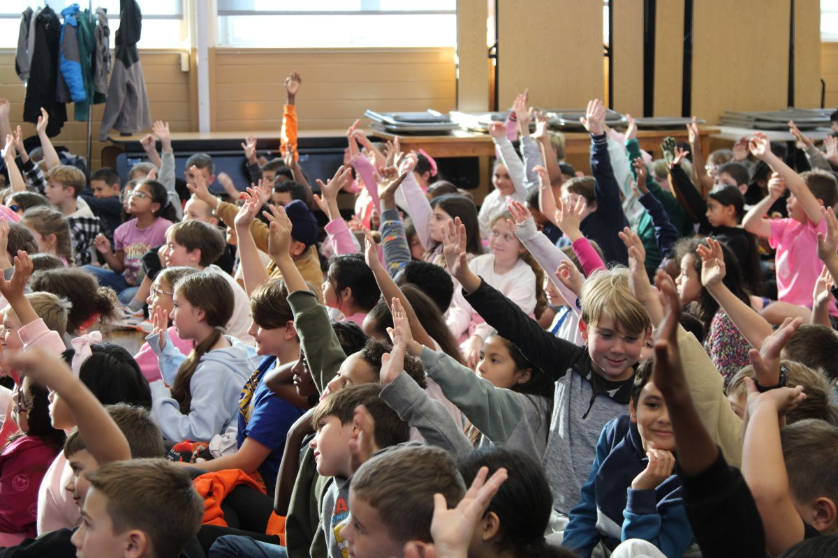 LB students learn about the importance of conserving energy | News Story