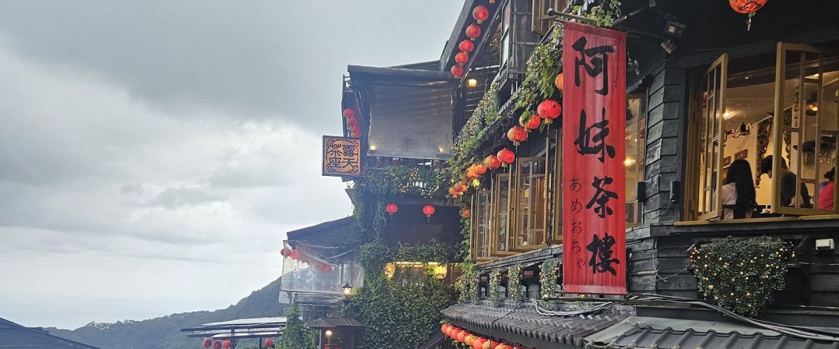 Rowland Hall Debate Goes International and Gets All the Tea! | Gazette ...