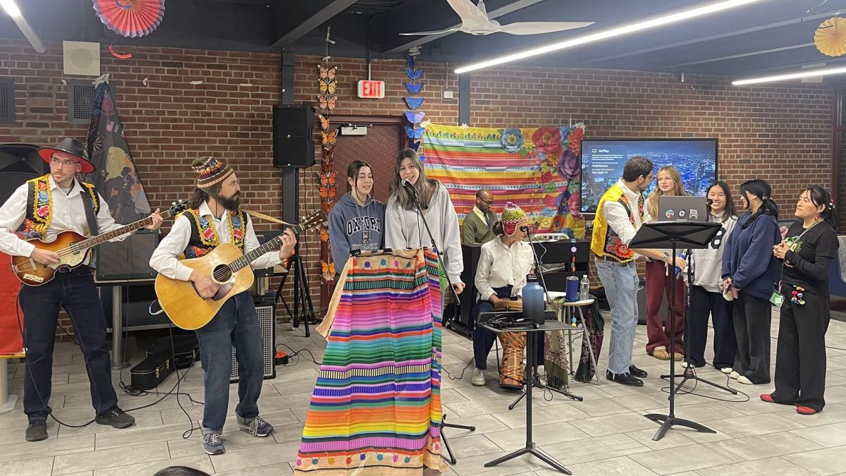HGHS Hosts Annual Hispanic Heritage Fiesta Night | News Details