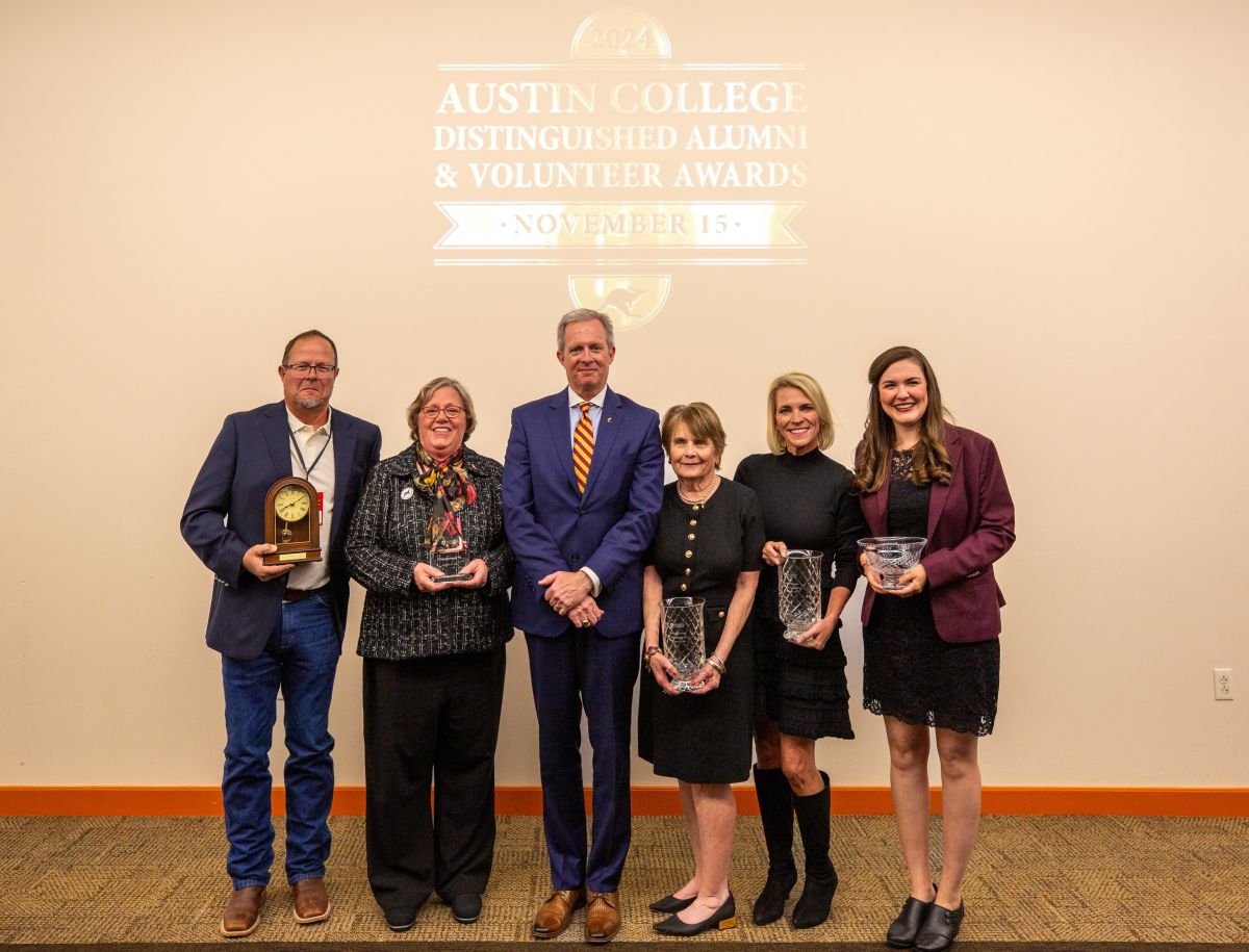 2024 Distinguished Alumni and Service Awardees | News