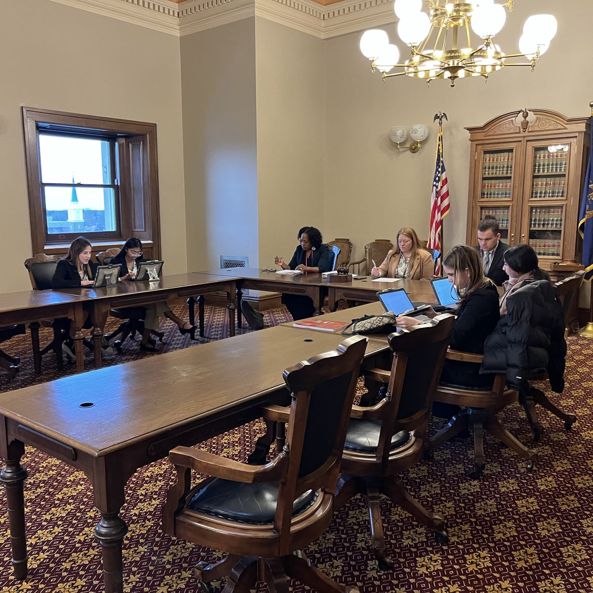 MIDDLE SCHOOL POLITICIANS AND LEGISLATIVE LEADERS - A Catholic and ...