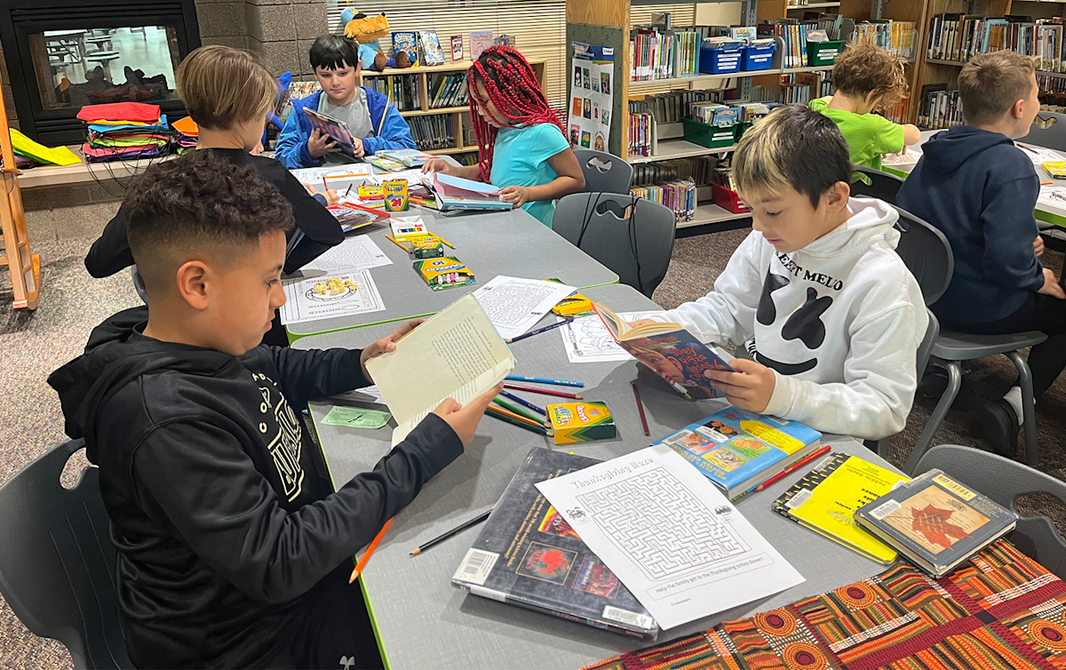 Prairie Hills students enjoy special book tasting event | News Details
