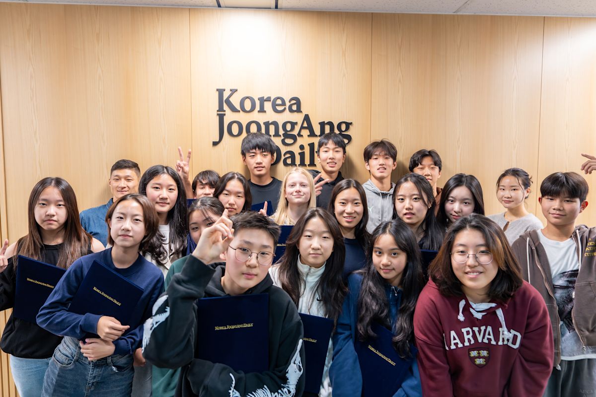 Young Writers Explore Journalism at JoongAng Daily | Phoenix Stories Posts