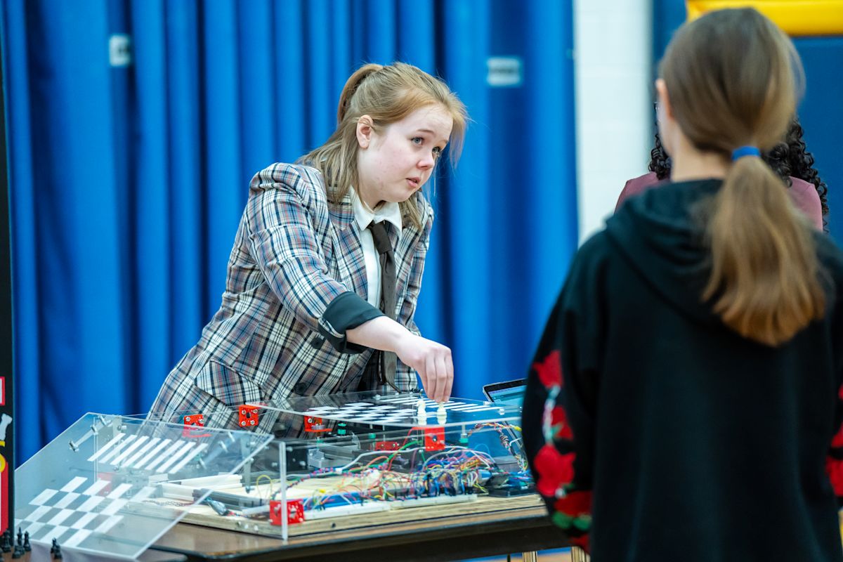E3 Engineering students prepare to show off their capstone projects ...