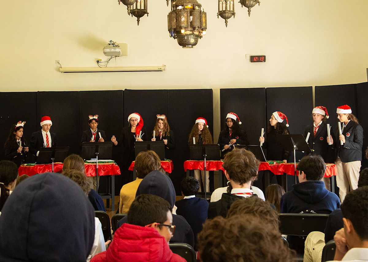 Middle School Hand Chimes Start Holiday Season | School News - King's ...