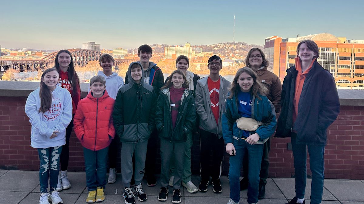 Students compete in Middle School History Bowl at Heinz History Center ...