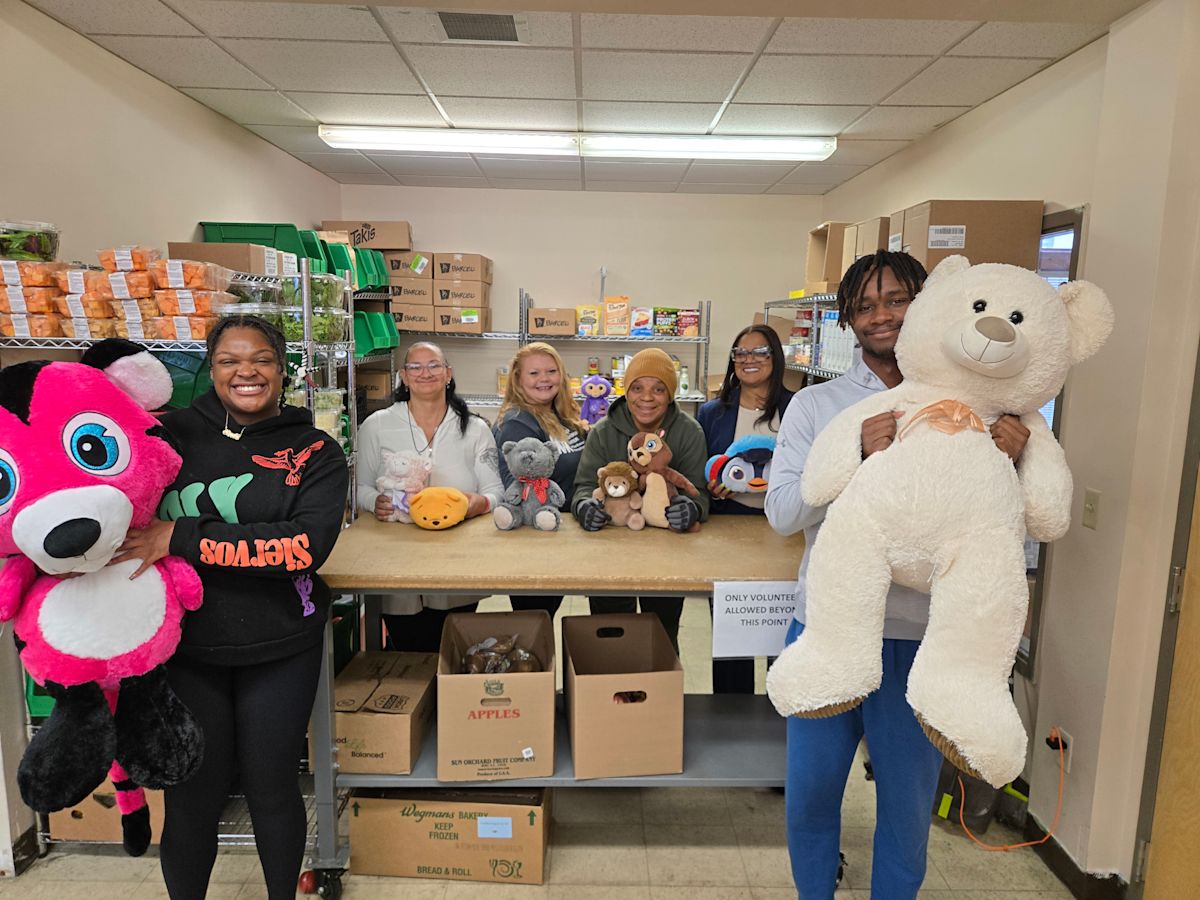 Stuffed Animal Donation Drive Brings Holiday Cheer to Local Children In ...