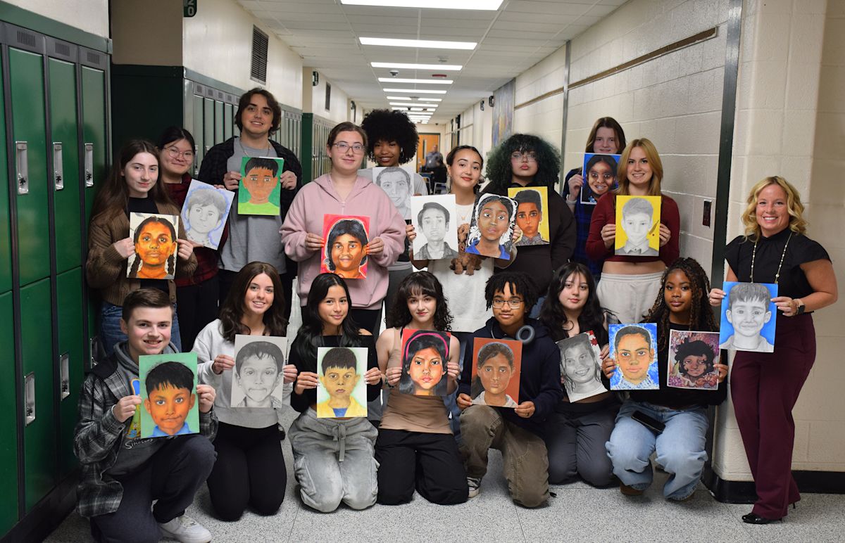 William Floyd High School Art Students Create Portraits for Students in ...