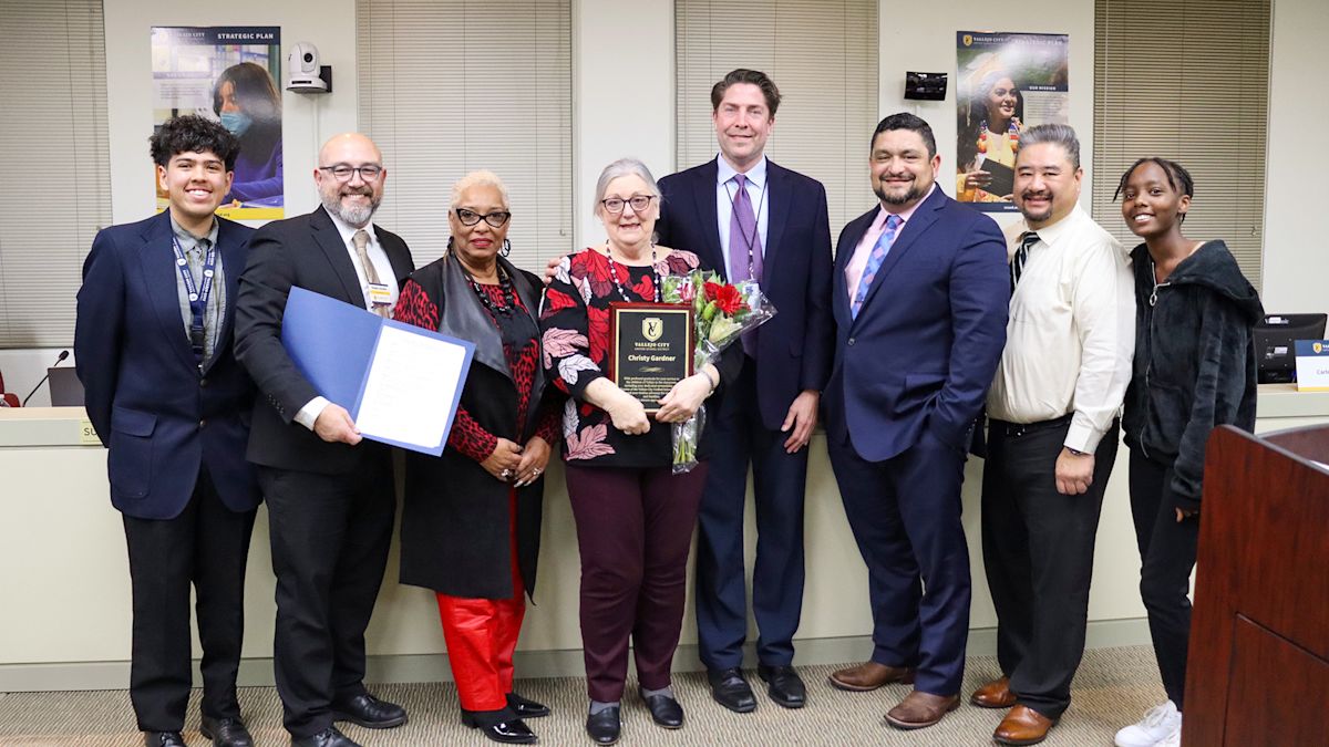 Honoring VCUSD Trustee Christy Gardner: A Legacy of Leadership and ...