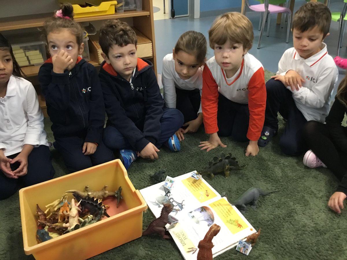 Dinovember Adventures: Y1 Explore the World of Dinosaurs Through ...