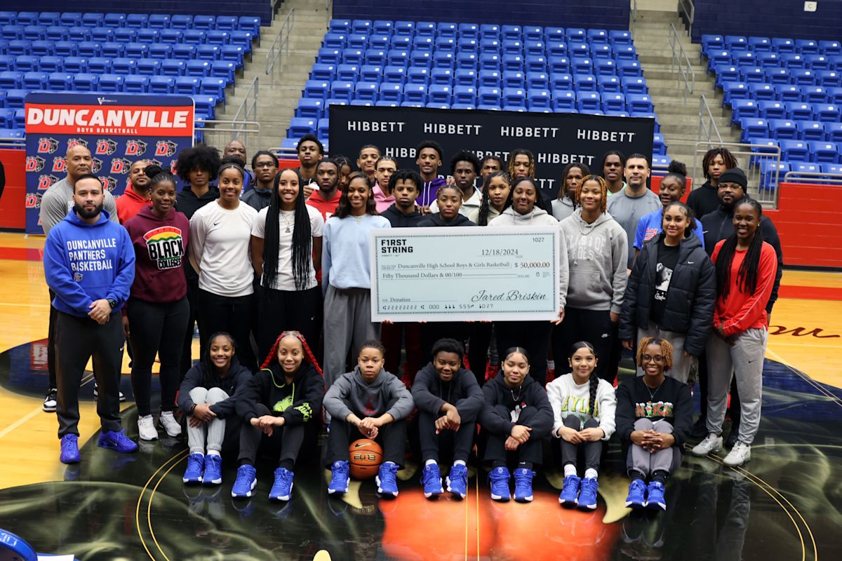 Hibbett, in Partnership with Nike, Announce DHS Basketball Programs as ...