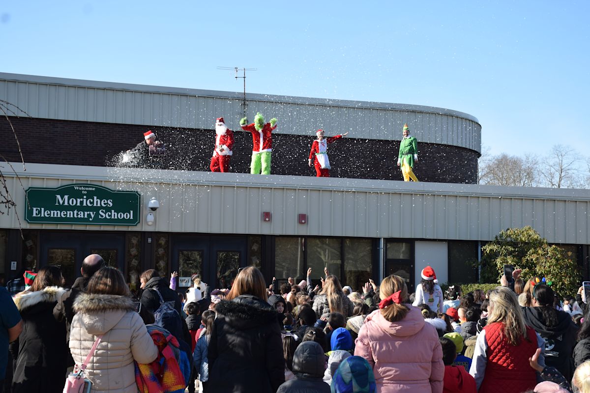 Moriches Elementary Annual Holiday Rock Concert Features Music ...