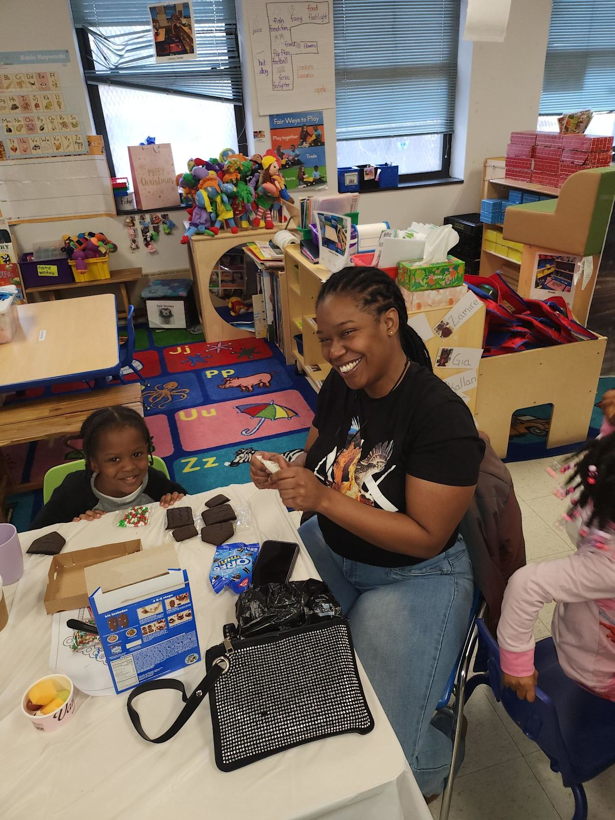 Rebecca Turner Academy UPK scholars create gingerbread houses before ...