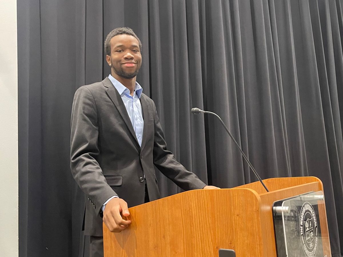 Seniors Share Personal Reflections in Insightful Speeches | News Posts