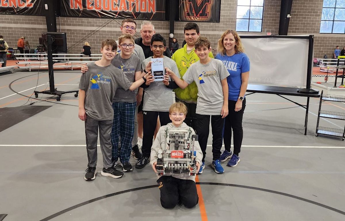 Middle School Robotics Team Takes Top Honors | Details