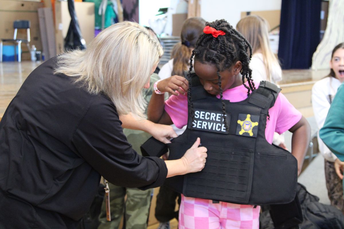 Fifth graders at Little Britain recieve a special visit from a Secret ...
