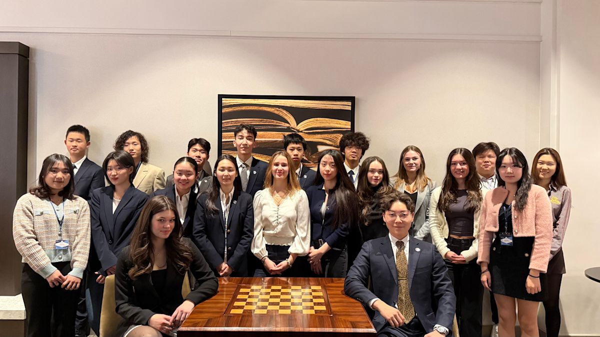 Three Highlanders Win Awards at Yale Model UN | News Details