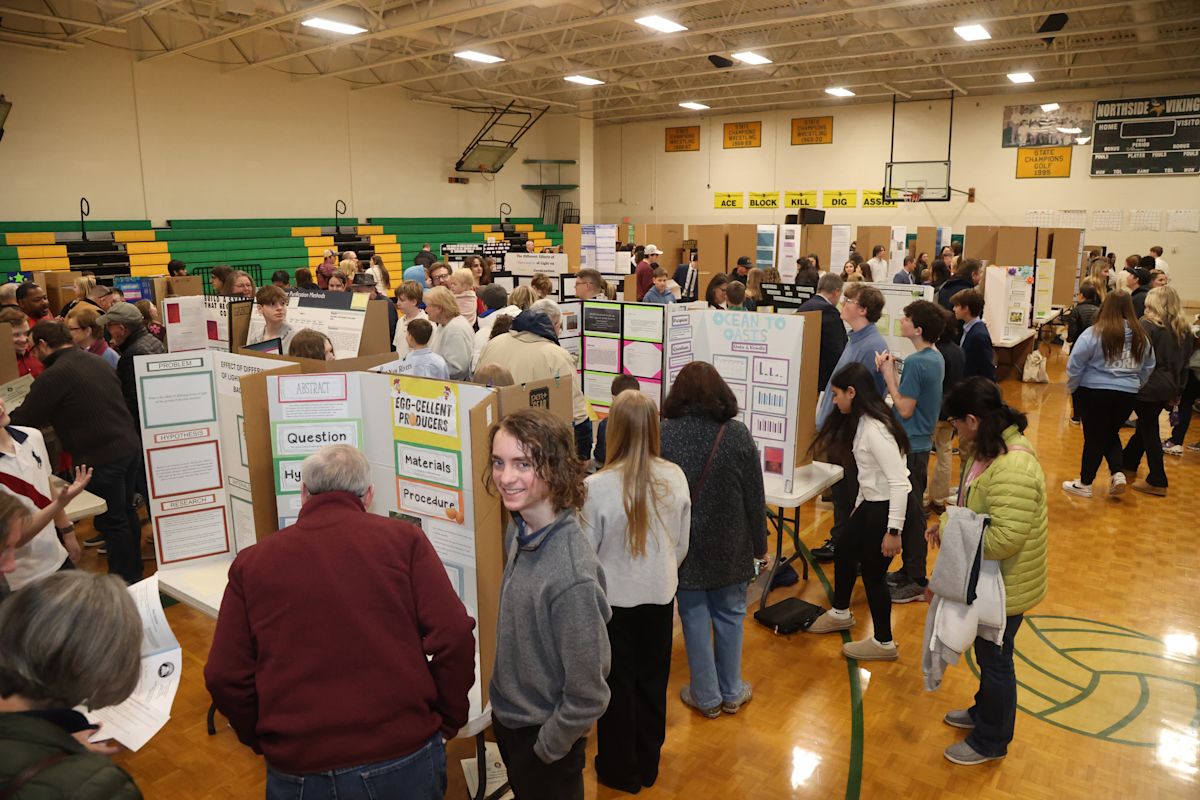 Roanoke Co. students excel at annual Science Fair | RCPS Post Details