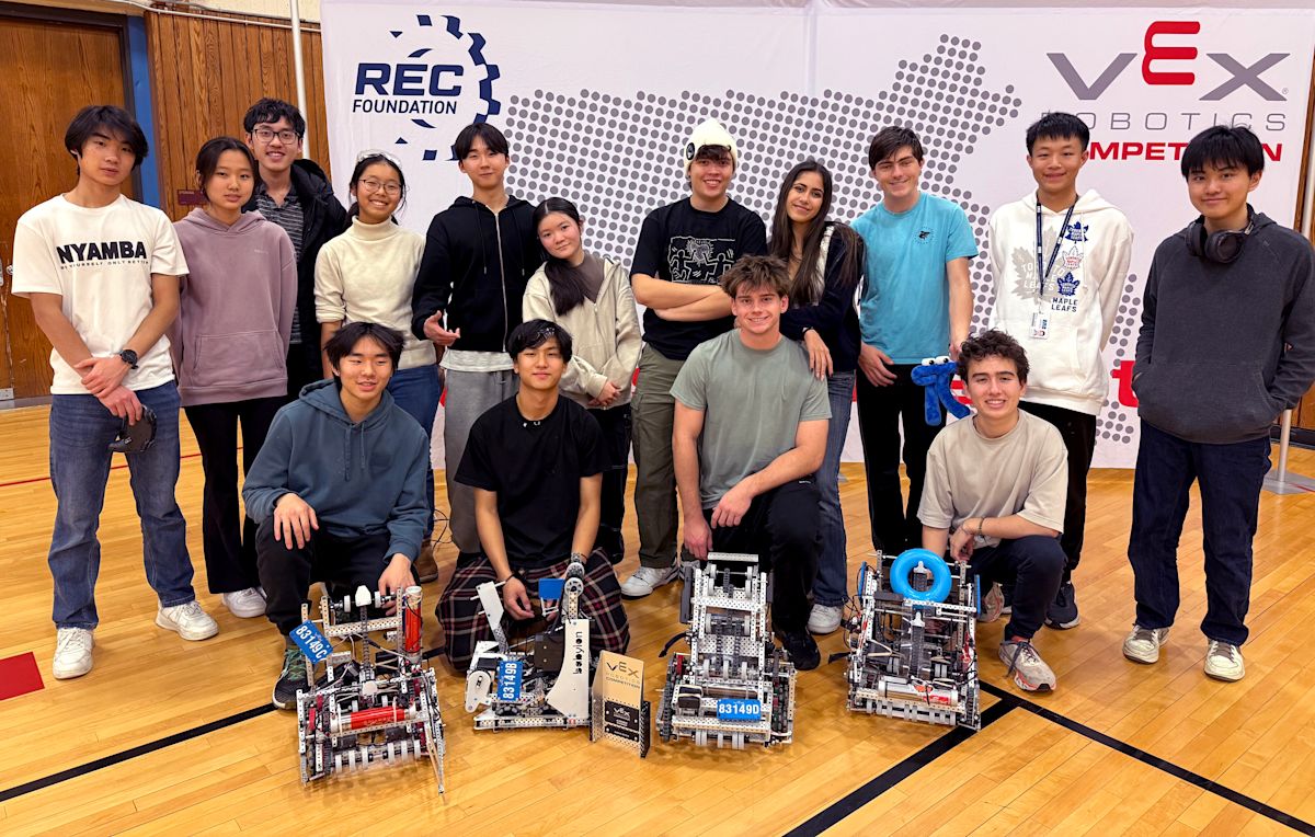 NMH Robotics Has Strong Showing at State Championships | News Story