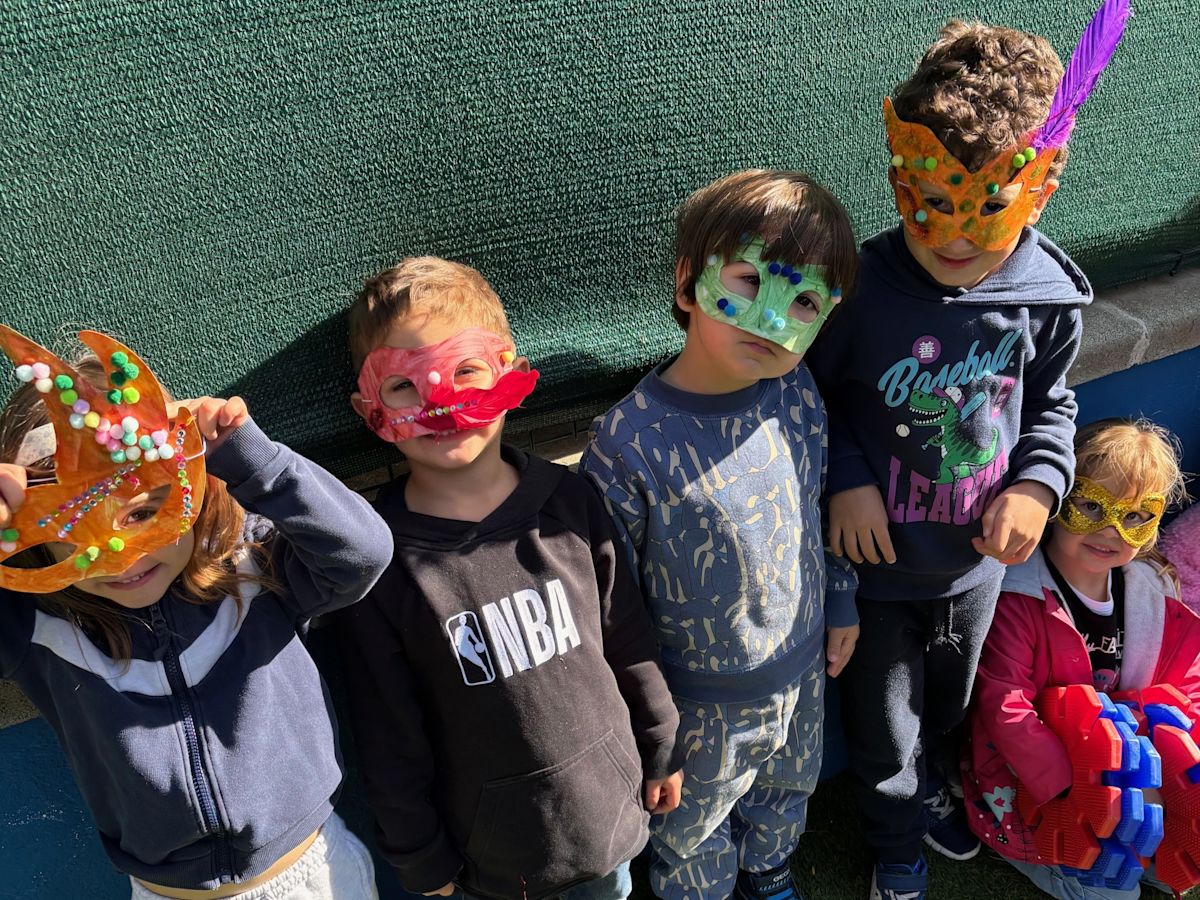Carnaval Fun in the ECC! | News