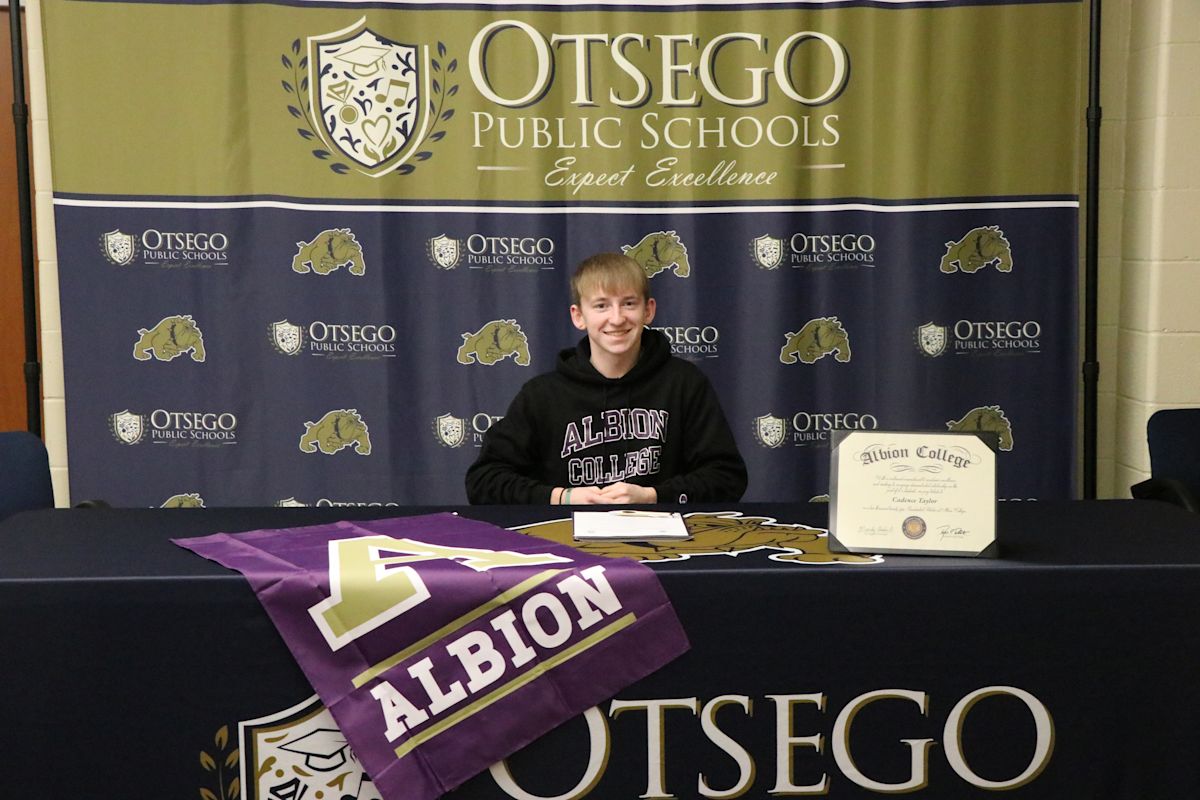 Taylor Commits to Albion for Soccer | Athletics News and Signings
