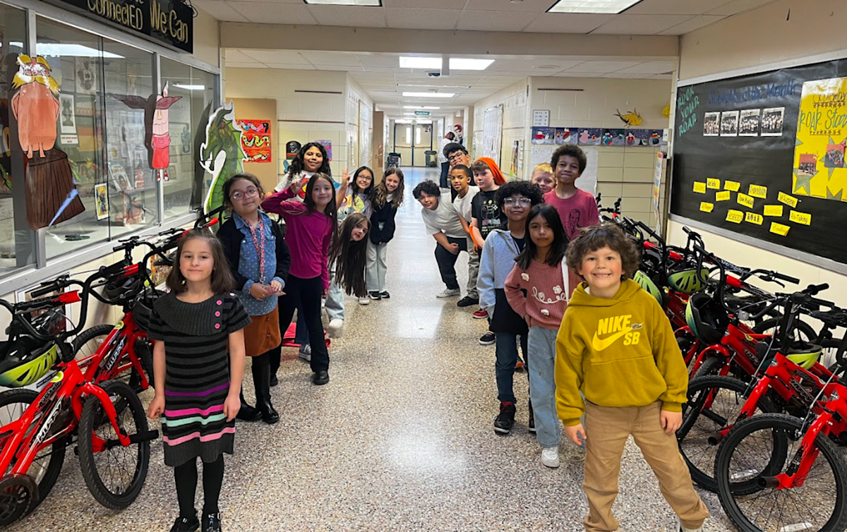 Leroy Elementary continues sharing bikes with students | News Details