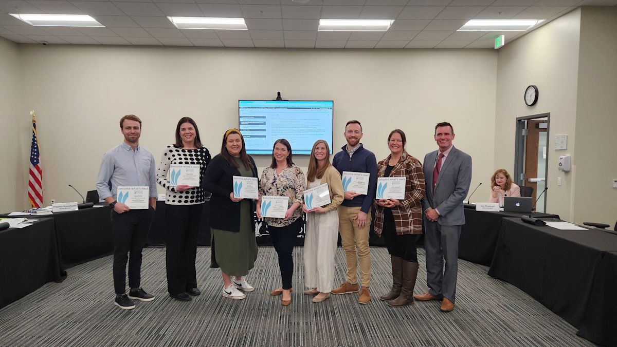 Elmbrook Teachers Complete National Board Certification | News Details
