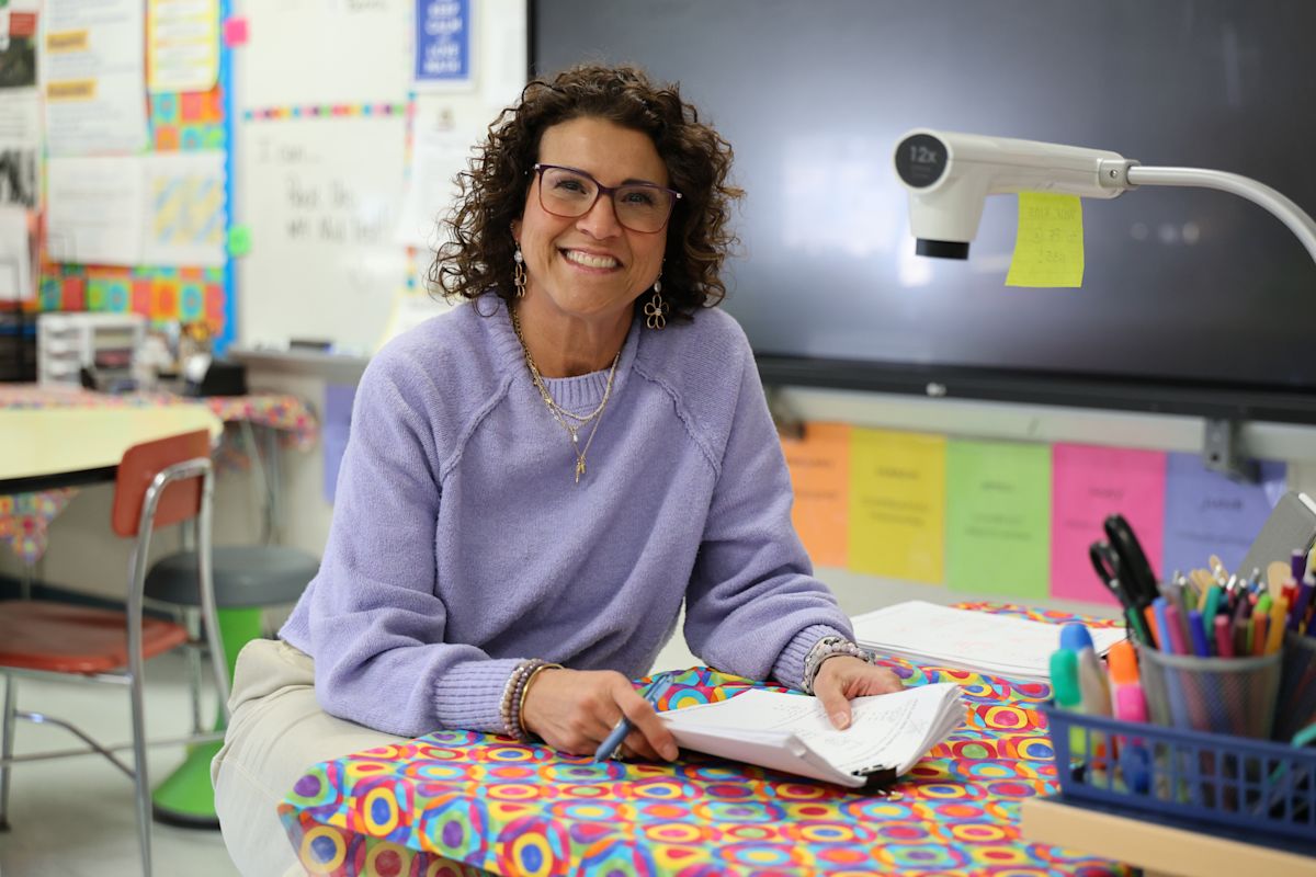 Longtime Teacher Looks Back On 30-Year Career At Persell | Featured Story