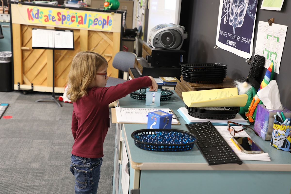 Rush Creek Elementary School students jam out with March Music Madness | article - ISD 279 ...