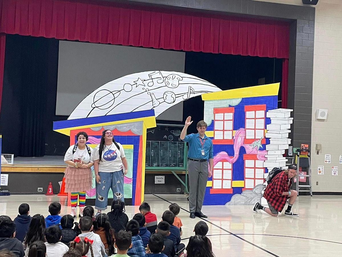 Tulsa Opera Comes To Boevers Elementary | Campus Life Details